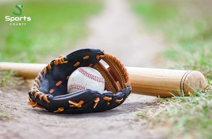 How to Play Baseball: A Complete Guide For Beginners